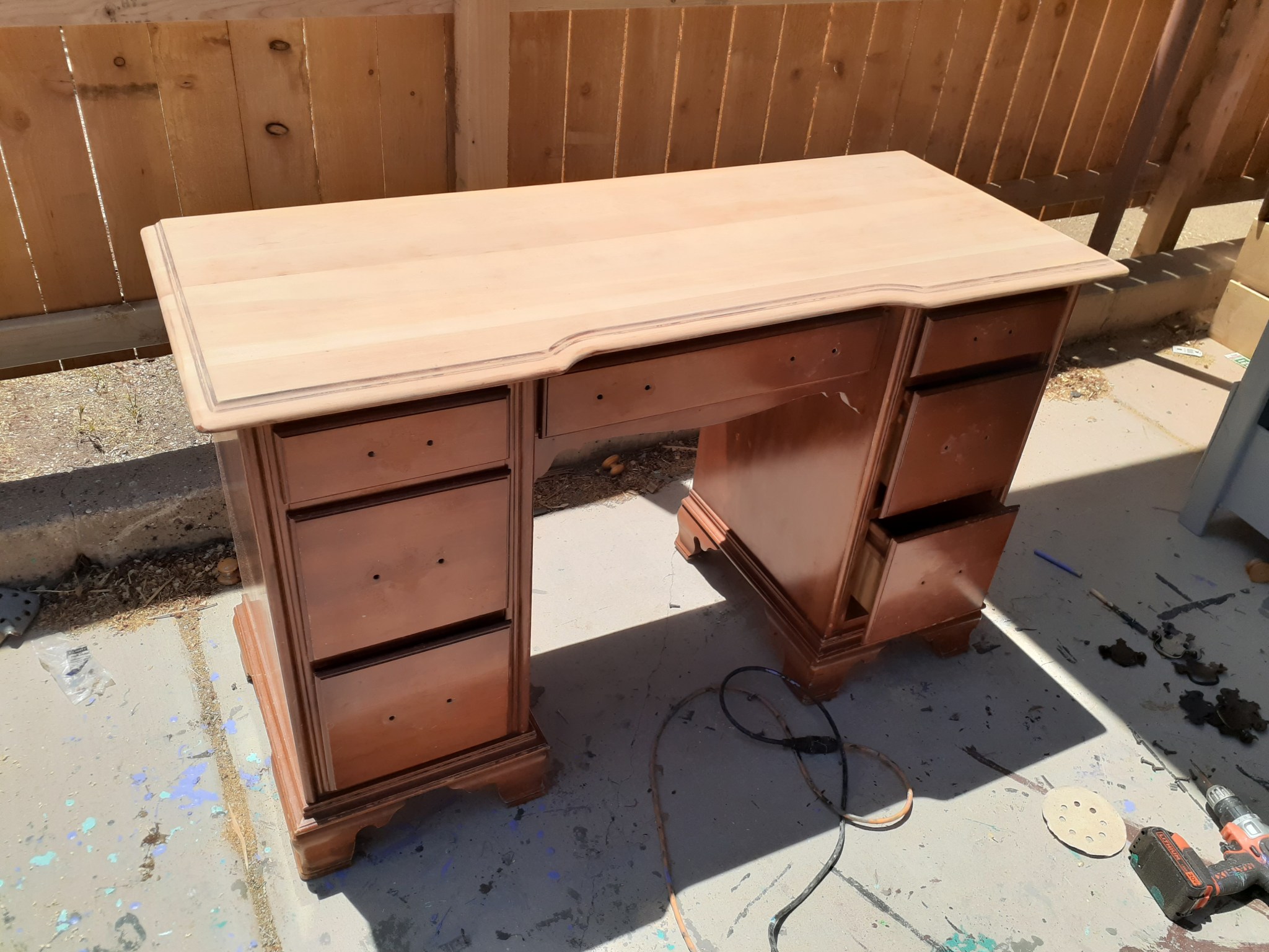 Refinished desk and new chair – Quinnfiredesign